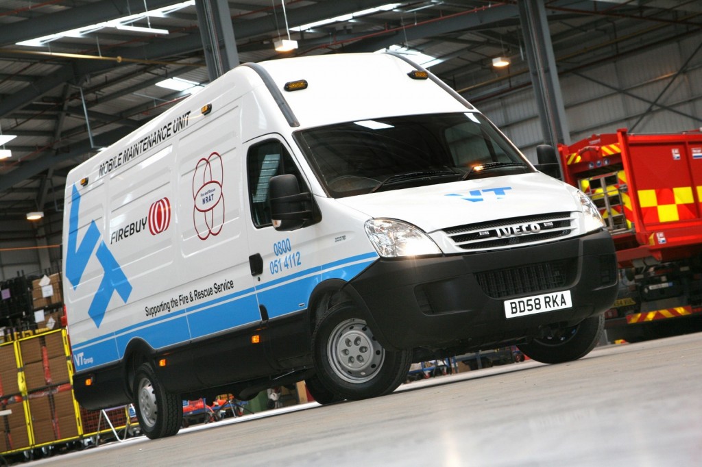 Drivers must act on unsafe overloaded vans - Green Flag