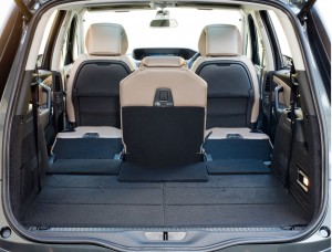 Citroen Grand C4 Picasso boot space - Green Flag