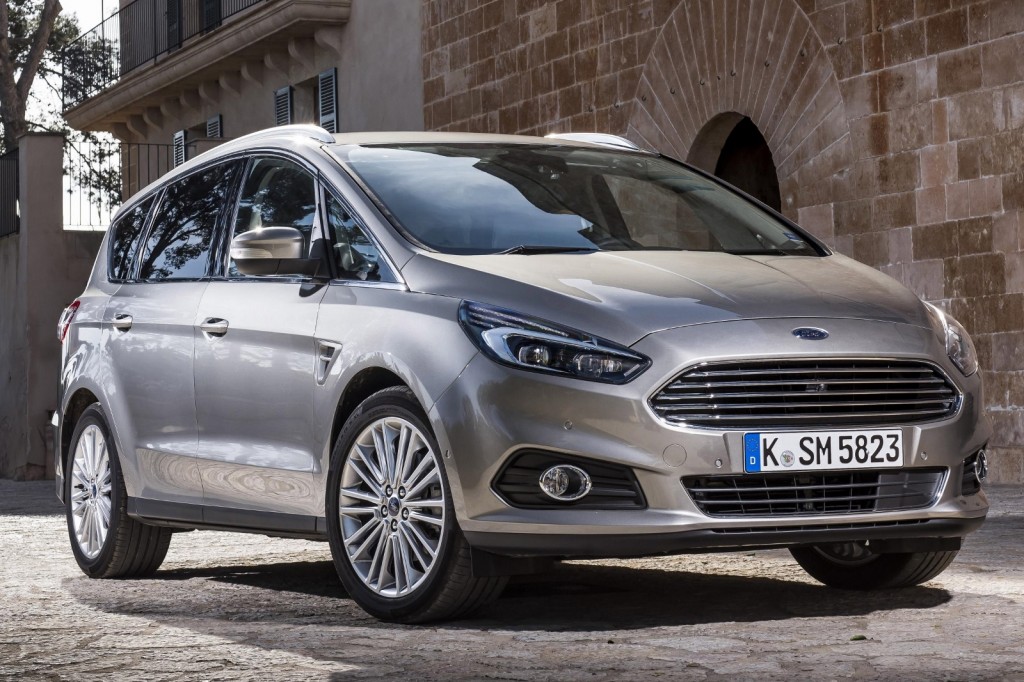 Ford's front camera sees round corners: - Green Flag