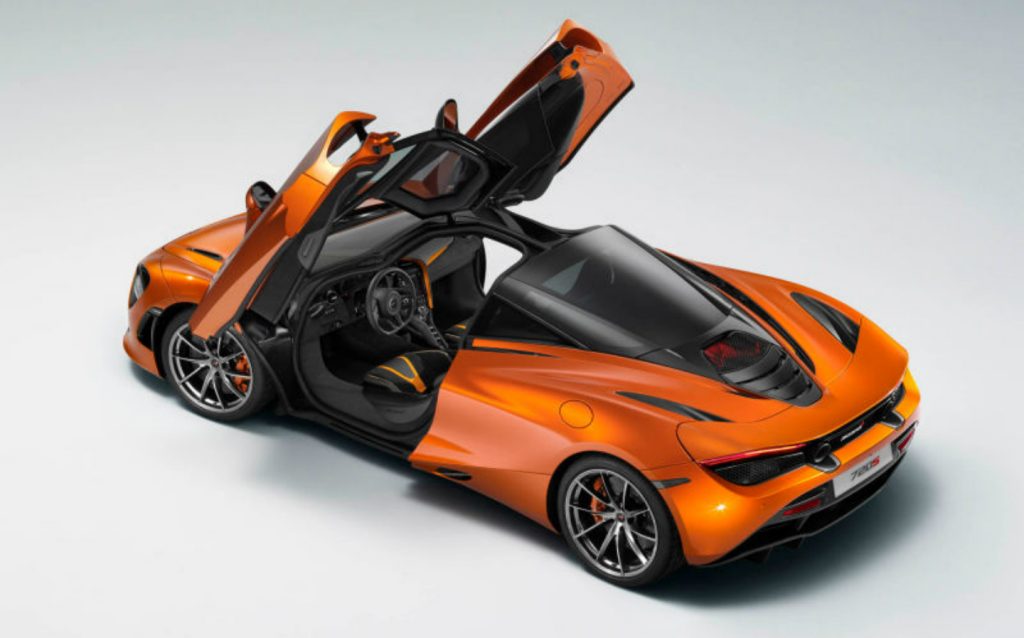 McLaren-720S-rear-view - Green Flag